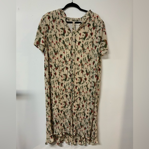 Ellison | Dresses | Ellison Flower Print On Cream Dress | Poshmark